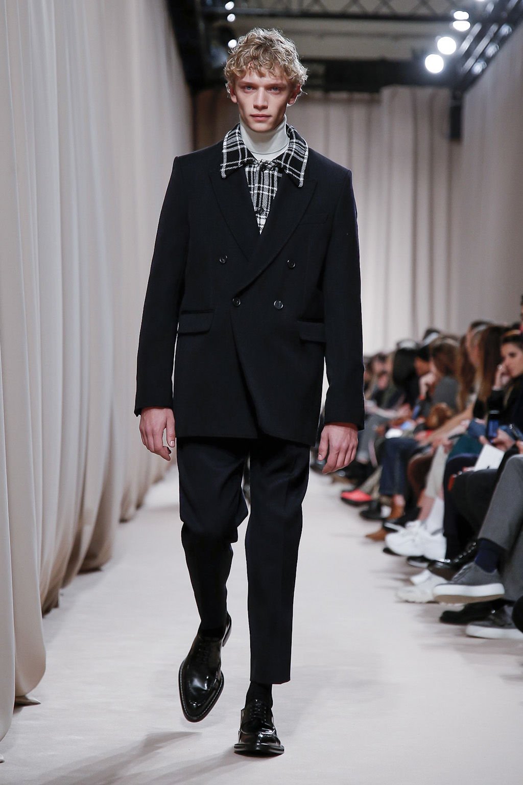 Manteaux et costumes classiques pour homme hiver 2019 - 2020